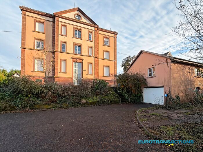 Appartement à vendre - Niederbronn-les-Bains - 5 pièces - 4 chambres