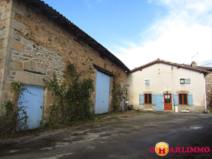 Maison à vendre - Cognac-la-Forêt - 3 pièces - 2 chambres