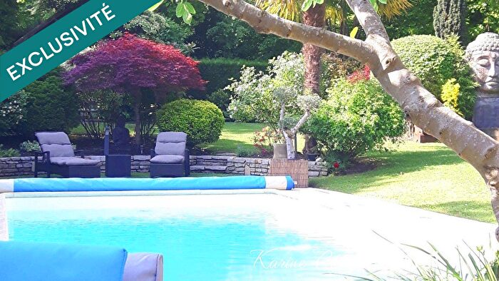 Maison à vendre - Le Coudray-Montceaux - 8 pièces - 5 chambres