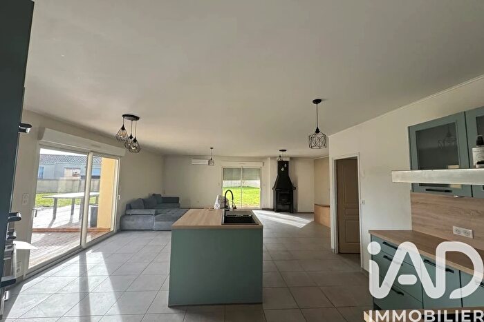 Maison à vendre - Grézac - 7 pièces - 4 chambres