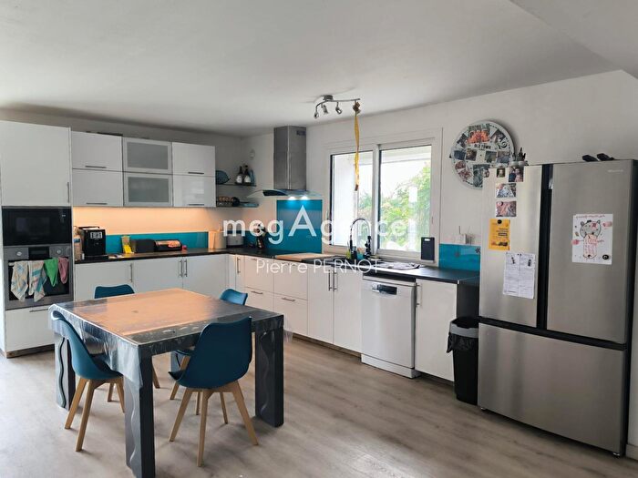 Maison à vendre - Monbéqui - 5 pièces - 4 chambres