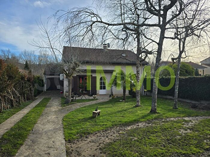 Néronde-sur-Dore : Maison 4 pièces à vendre
