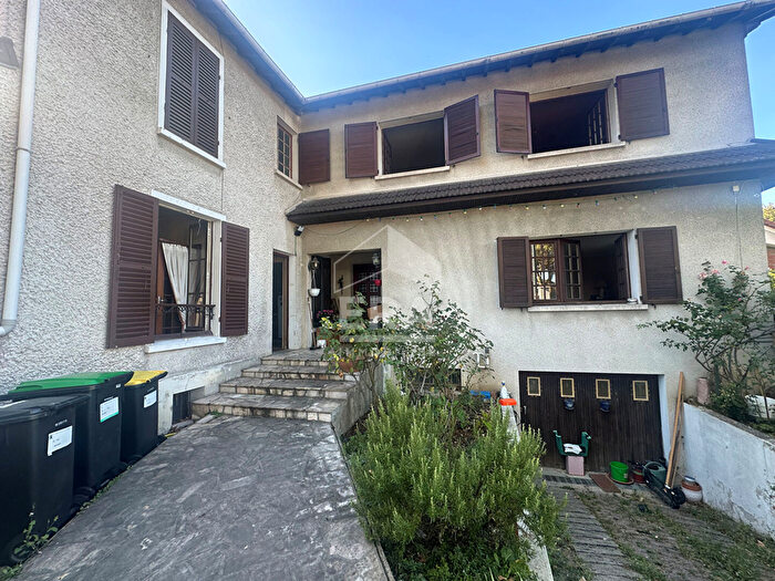 Saint-Maur-des-Fossés, La Pie : Maison 6 pièces à vendre