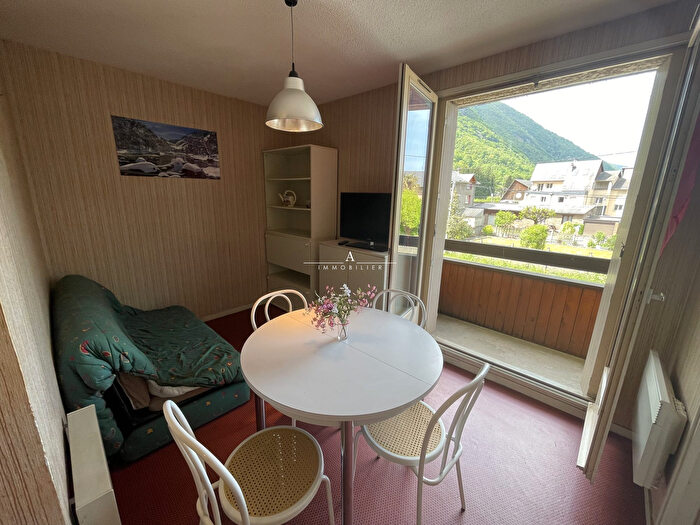 Appartement à vendre - Bagnères-de-Luchon - 2 pièces - 1 chambre
