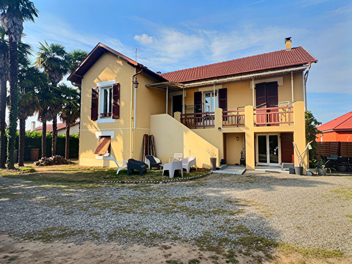 Maison 10 pièces à vendre à Lons