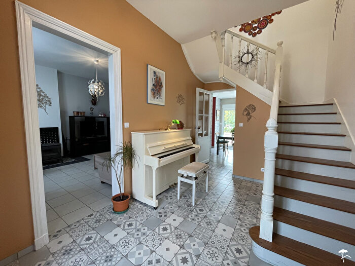 Maison à vendre - Saint-Symphorien - 7 pièces - 3 chambres