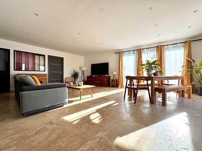 Maison à vendre - Caromb - 5 pièces - 3 chambres