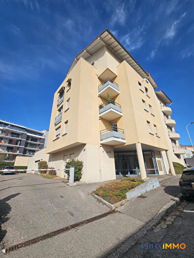 Voiron, Centre-ville, Gare - Appartement 3 pièces à louer