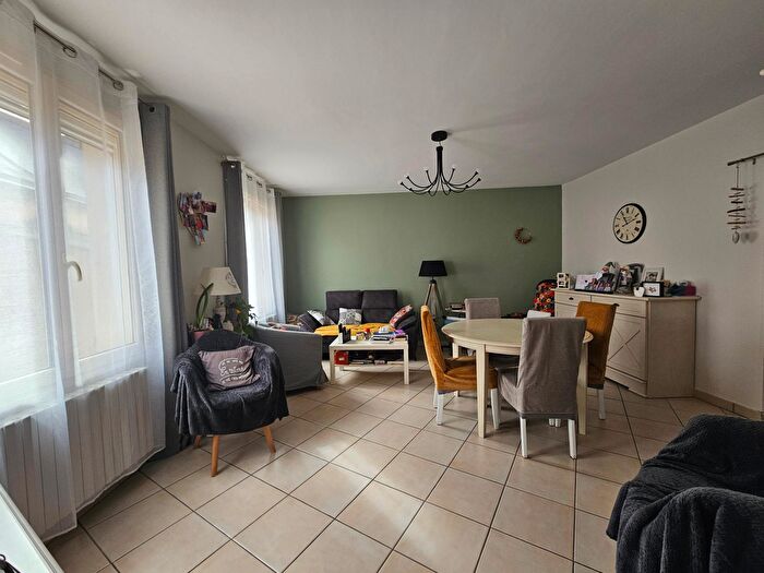 Maison à vendre - Coulans-sur-Gée - 4 pièces - 3 chambres