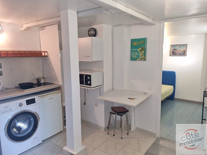 Appartement à louer - Cachan, Ouest Nord - 1 pièce - 1 chambre
