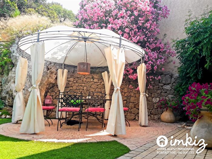 Maison à vendre - Marseille e , Saint-Marcel - 4 pièces - 3 chambres