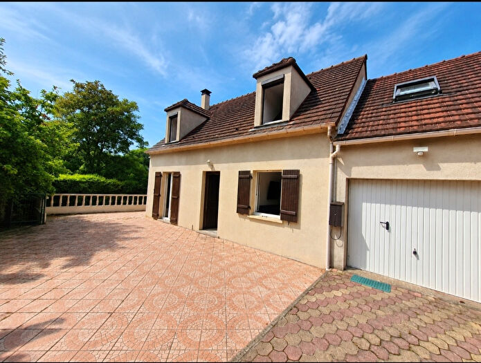 Maison 6 pièces à vendre à Louvres