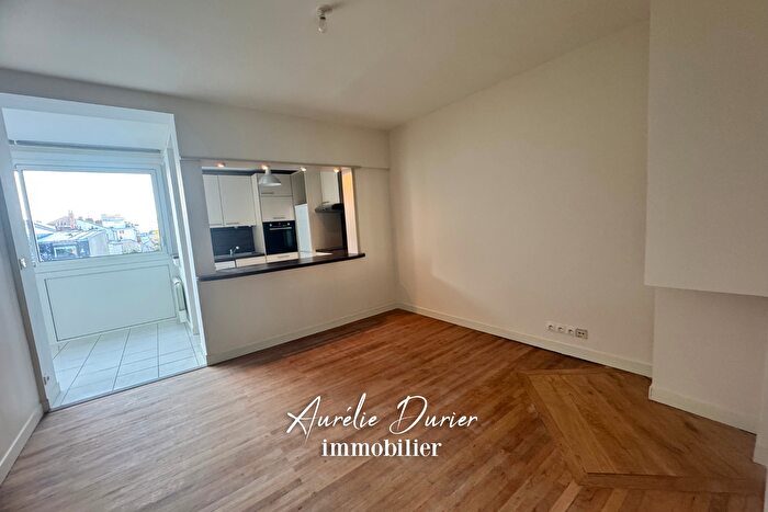 Appartement à louer - Tours, Grammont - 2 pièces - 2 chambres