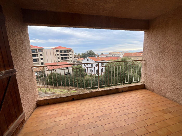 Appartement à louer - Penta-di-Casinca - 4 pièces - 3 chambres