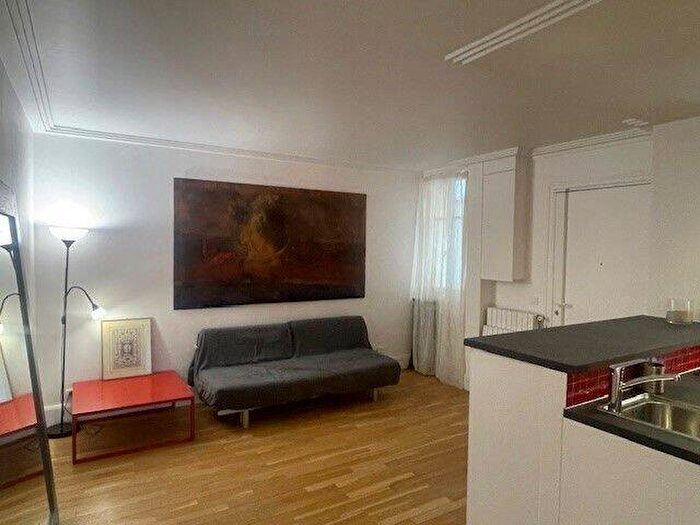 Appartement 2 pièces à Ecole Militaire, Paris 7ème arrondissement, à louer