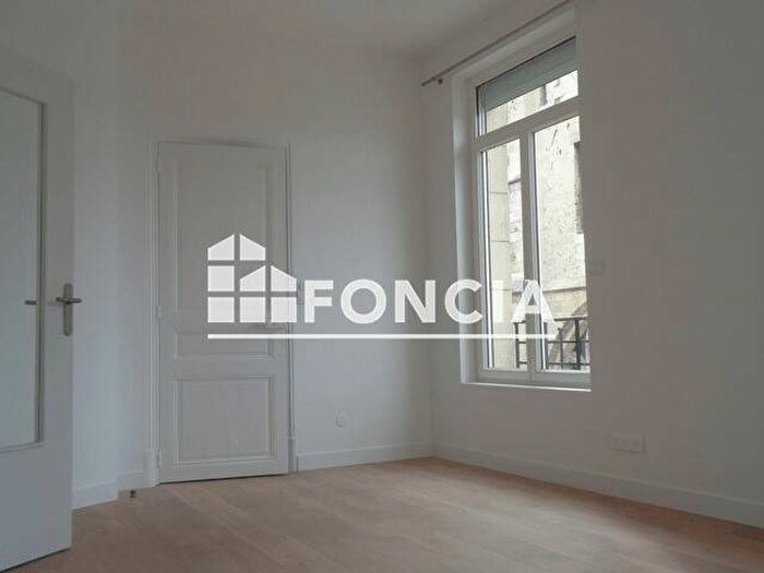 Centre, Soissons : Appartement 2 pièces à louer