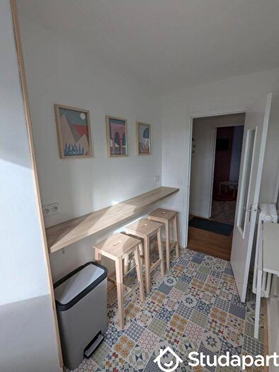 Appartement à louer - Le Pigeon Blanc, Saint-Jacques-de-la-Lande - 1 pièce - 2 chambres