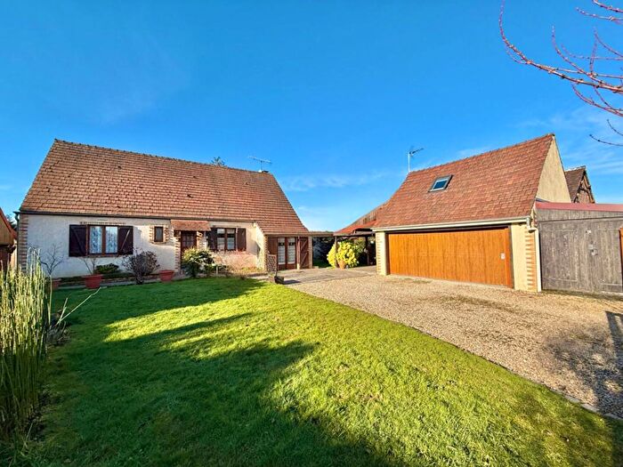 Maison à vendre - Chaumont-en-Vexin - 4 pièces - 3 chambres