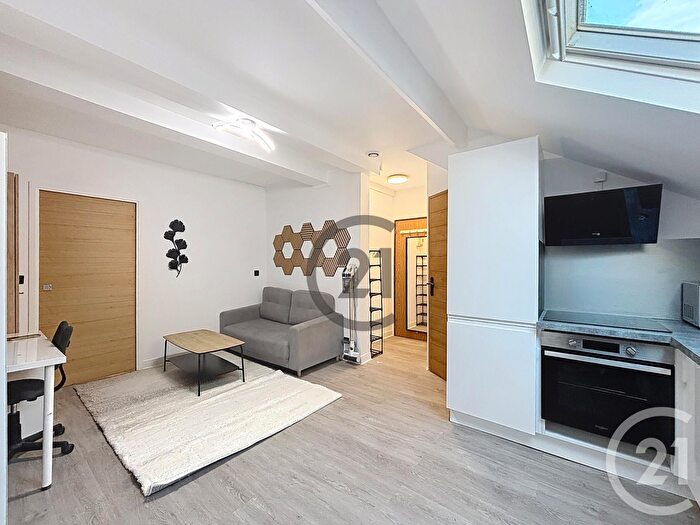 Appartement 1 pièce à Melun, Saint-Liesne, à louer