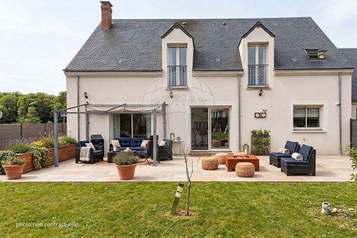Maison à vendre - Cléry-Saint-André - 7 pièces - 6 chambres