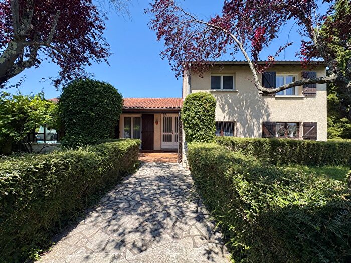 Maison à vendre - La Salvetat-Saint-Gilles - 5 pièces - 4 chambres