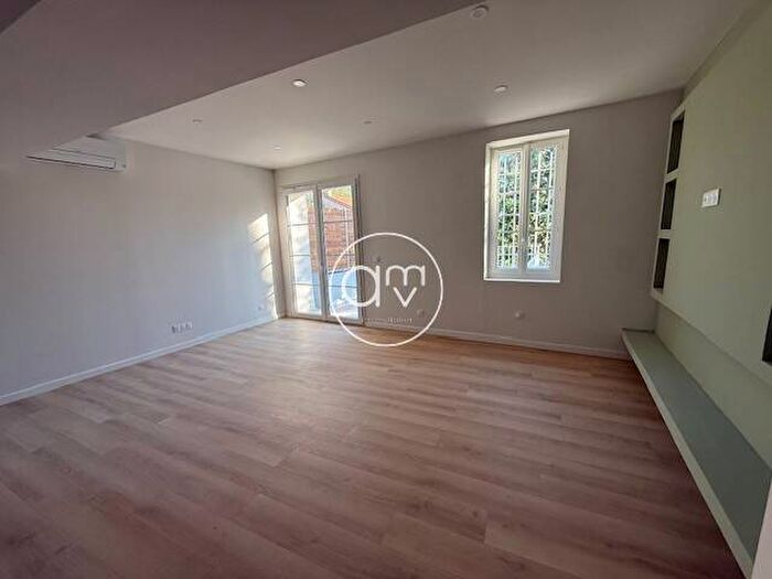 Appartement à louer - La Valette du Var - 4 pièces - 3 chambres