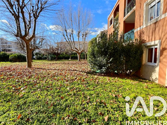 Appartement à vendre - Saint-Martin-de-Crau - 4 pièces - 3 chambres