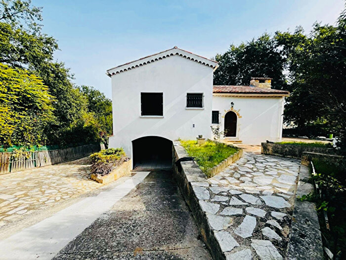 Maison à vendre - Sabran - 4 pièces - 3 chambres