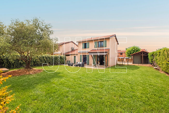 Maison 4 pièces à vendre à Mions