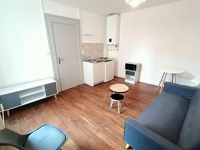 Appartement à louer - Trois Quartiers-Centre Ville, Poitiers - 2 pièces - 1 chambre