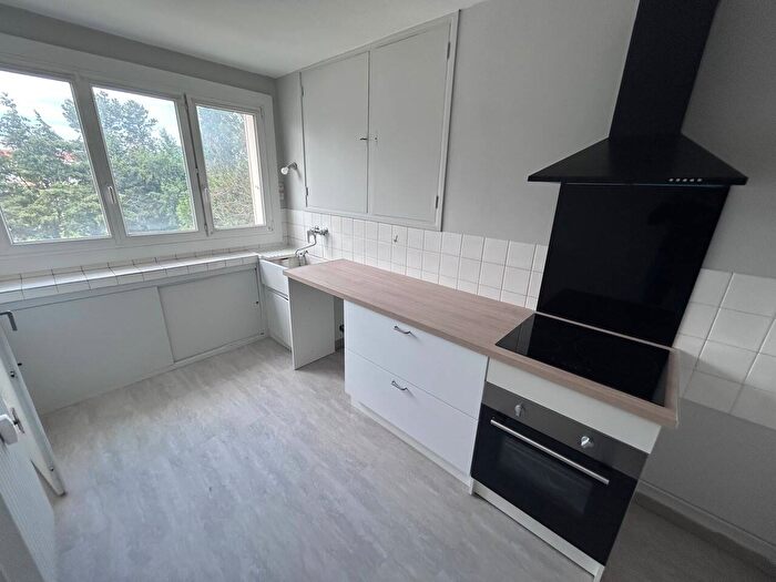 Centre Ville, Le Coteau - Appartement 3 pièces à louer