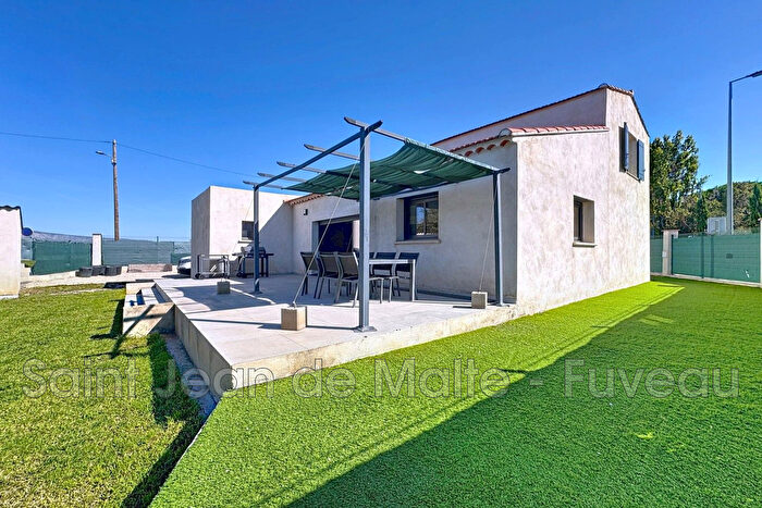 Maison à vendre - Trets - 5 pièces - 3 chambres