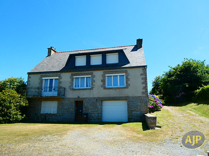 Maison 8 pièces à Cruguel, à vendre
