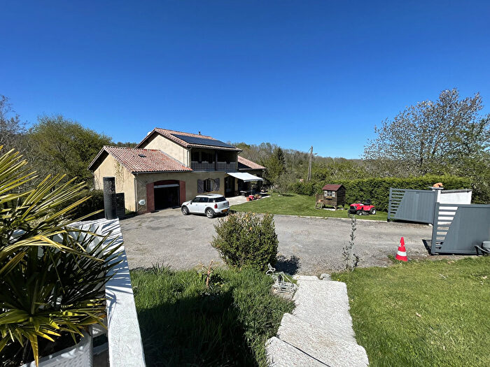 Maison 6 pièces à vendre à Montgauch