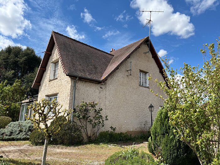 Maison à vendre - Voves - 6 pièces - 4 chambres