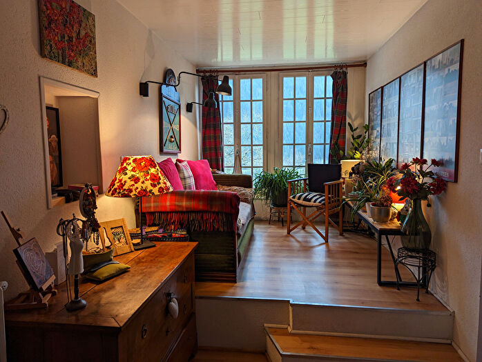 Appartement à vendre - Villers-le-Lac - 7 pièces - 4 chambres