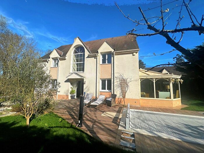 Maison à vendre - Les Loges-en-Josas - 8 pièces - 5 chambres