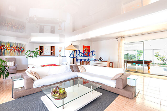 Maison à vendre - Sanary-sur-Mer, La Poussarague - 7 pièces - 5 chambres