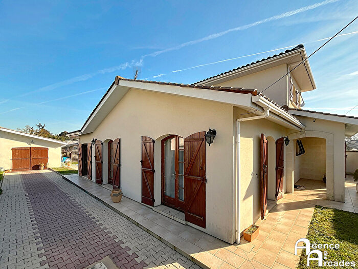 Bègles : Maison 7 pièces à vendre