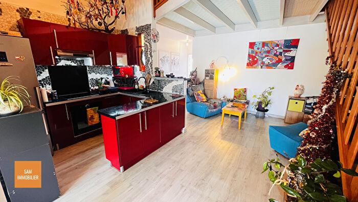 Appartement à vendre - Le Tampon, Trois Mares - 3 pièces - 2 chambres