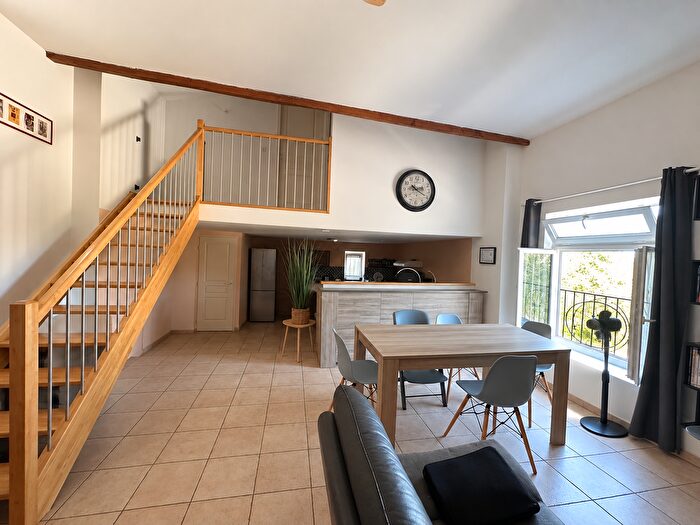 Appartement 3 pièces à Aujargues, à louer