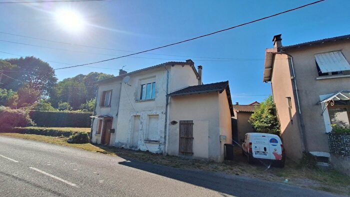 Châlus : Maison 4 pièces à vendre