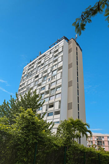 Appartement à vendre - Les Abymes - 5 pièces - 3 chambres