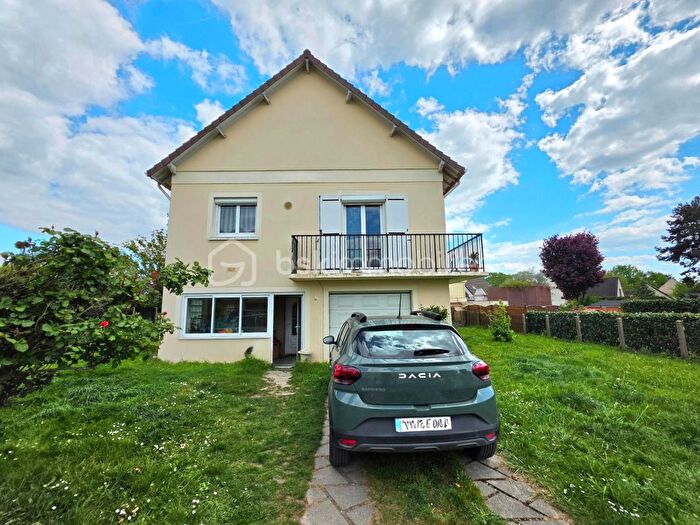 Maison 8 pièces à vendre à Coubron