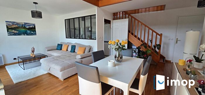 Appartement 4 pièces à Émerainville, à vendre