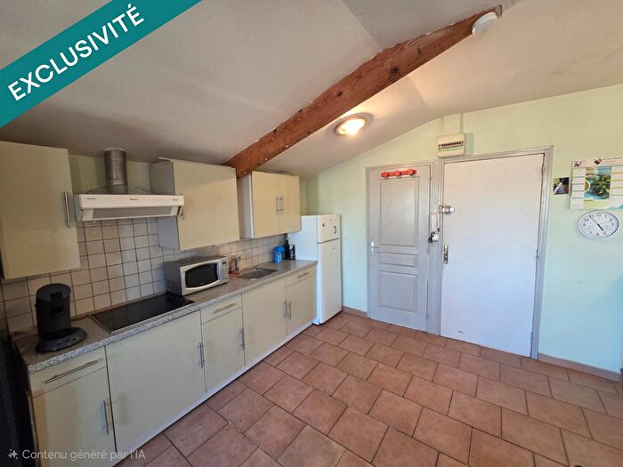 Appartement à vendre - Pertuis, Centre-ville, Fours à Chaux, Claret - 1 pièce