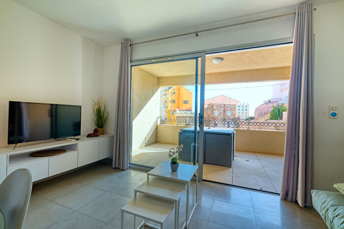 Appartement à vendre - Bastia, Centre-ville ancien - 2 pièces - 1 chambre