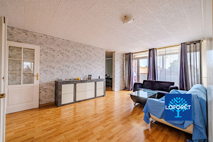 Appartement à vendre - Survilliers - 5 pièces - 4 chambres