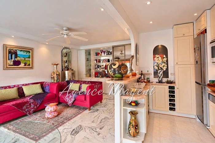 Appartement 3 pièces à vendre - Cannes, Pointe Croisette