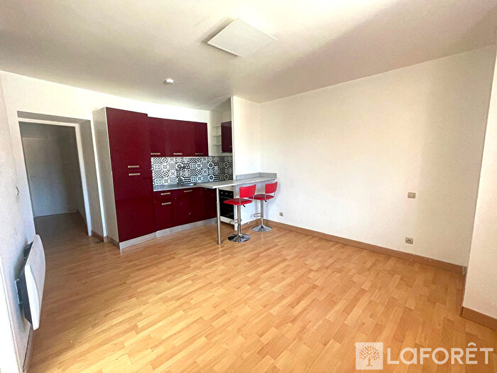 Appartement à louer - Prades - 2 pièces - 1 chambre